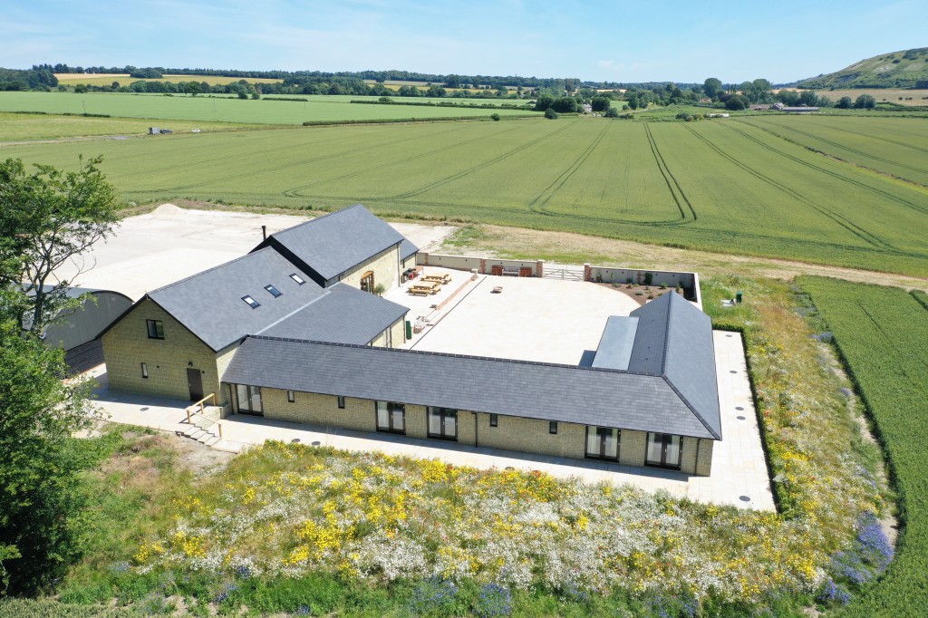 West Barn Lodge – The Review Magazine. The Review Magazine.
